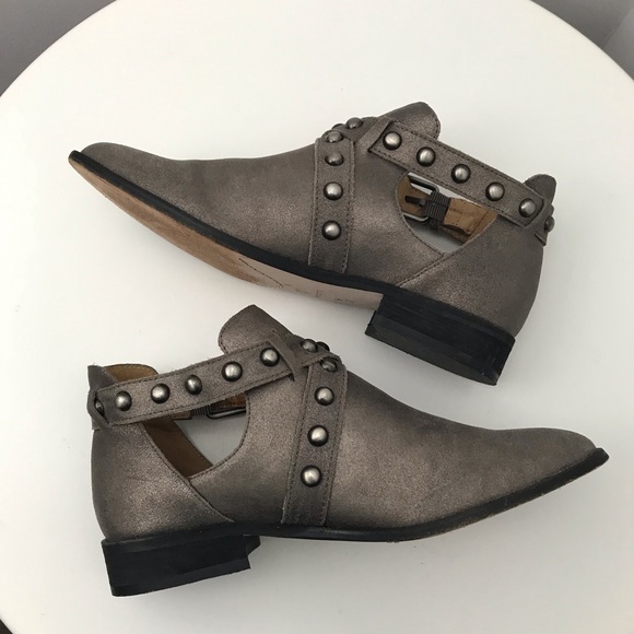 Corso Como | Shoes | Corso Como Domo Metallic Ankle Boot Wrap Strap 7 ...